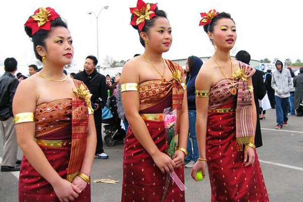 Laos Traditional Costumes - Vietnam Holidays
